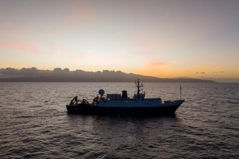 Derek Sowers | Nautilus Live