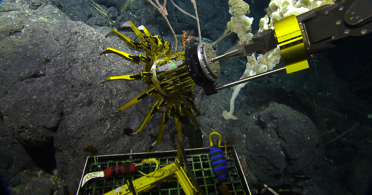 From NASA JPL's Laboratory to the Ocean Floor: Testing the Underwater ...