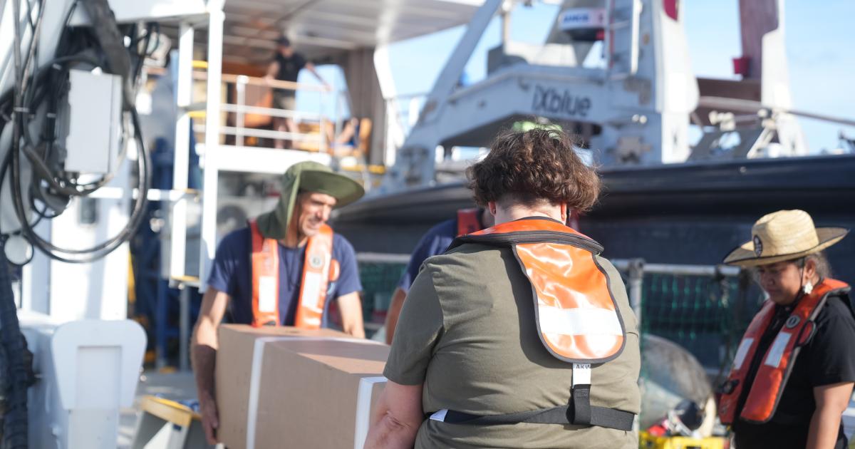 Carrying Stories into the Sea: Tracking Argo Floats and Student Science ...